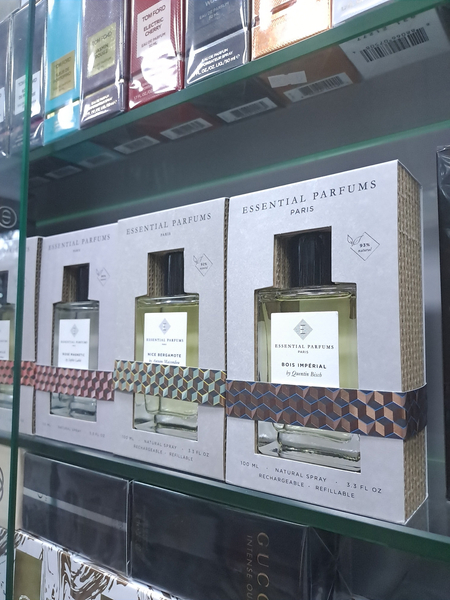 Bois Imperial essential Parfums