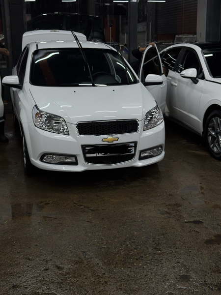 Chevrolet Nexia 3\\n25.200km\\n4-pz full\\nChexol Cardinal\\nMagicar 906\\nVideo