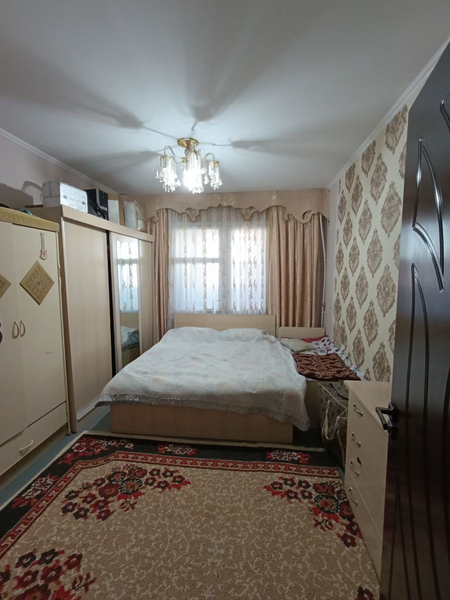 Продаю 1 комнатную квартиру Сергели Спутник 17, кирпичный дом