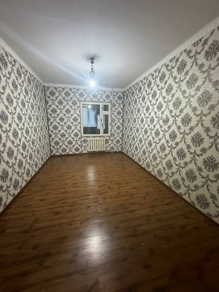 Срочно. чиланзарский р. Ц-квартал. ор: Метро  4/4/5. Банковский дом