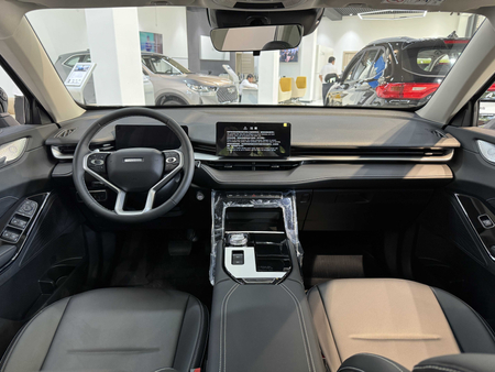 HAVAL H6 PREMIUM 2.0T  Oq ranglariyam bor Toshkentdagi avtosalondan