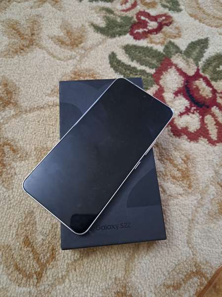 Samsung S22  128 gb