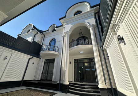Продается Евро дом Ор-р: Бодомзор 500м2