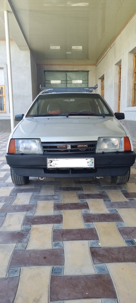 Lada Samara - 09