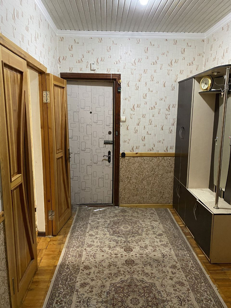 Продаётся 3х комнатная 4й этаж на Карасу -1.