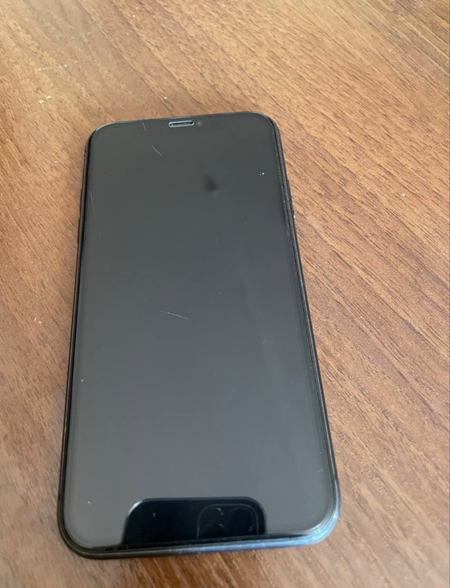 Iphone 11 sotiladi