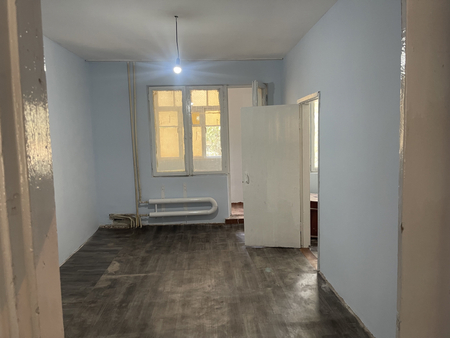 Сдаётся 2-х комнатная квартира, пустая за 250$