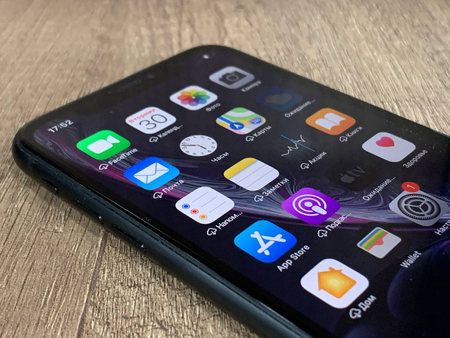 iPhone Xr с гарантией!
