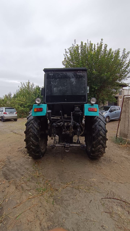 Ttz traktor sotiladi