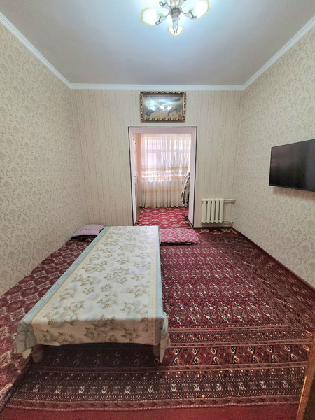 Продам своя 3в4-х комнатная 3в4/2/4 Сталинская планировка Чиланзар-1