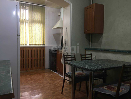 Продам 5-ти комнатную в Мирабадском районе ,Капитал банк   (ДИ140817)
