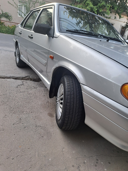 Lada  ( ВАЗ ) 2115