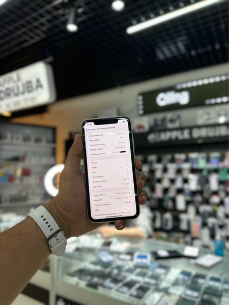 IPhone 11 ideal holatda