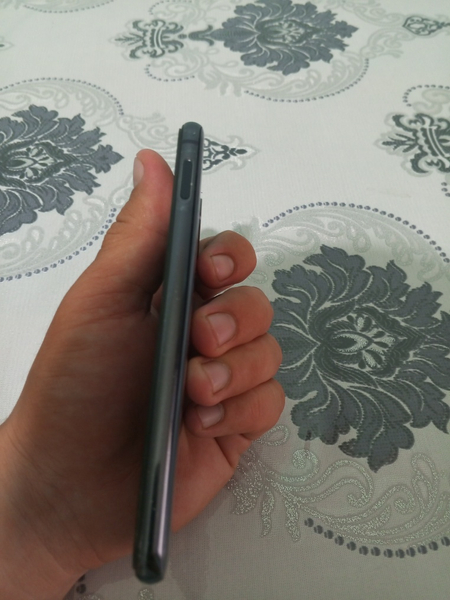 Samsung Galaxy S10e