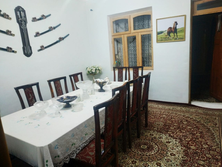 Куксаройда ховли сотилади