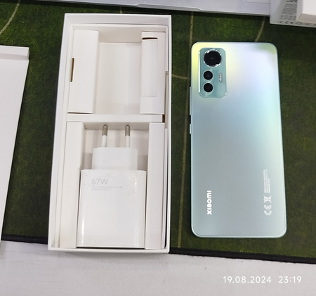 Mi 12 lite 5G 8/128GB sotiladi