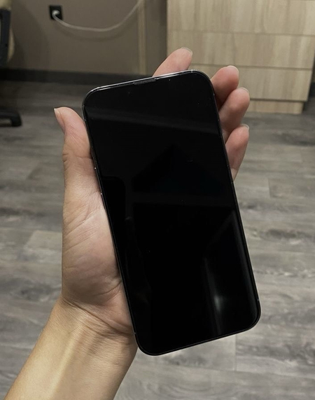 Iphone 13 Pro 128 GB. Голубой. Оригинал коробка эси бор.