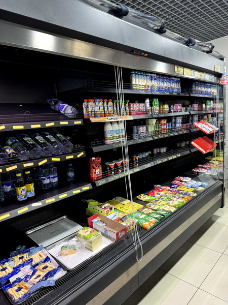 Холодильники,морозильники, стеллажи и полки для продуктового магазин
