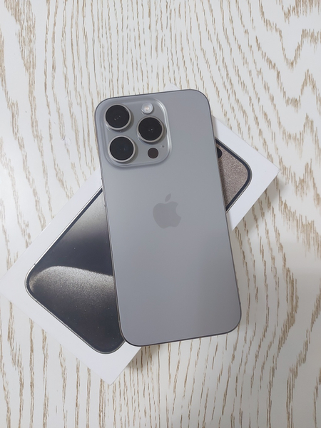 Iphone 15pro 128 gb 100%