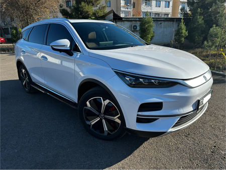 BYD Tang Ev 730 км