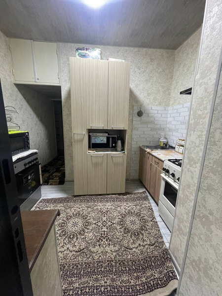 Ю-абад 17 1(2)/1/5 Аккуратный ремонт ор-р Автошкола