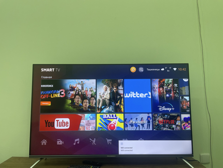 Rosso Smart TV sotiladi holati a’lo