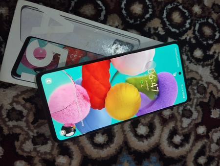 Samsung A 51 коробка документли 4/64 Гблик  телефон сотилади