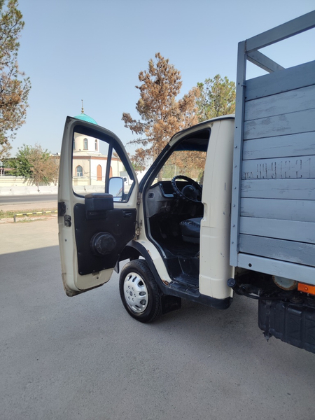Sotiladi yili 2000