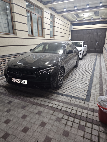 Mercedes Benz E200 кузов W213. Год 2021