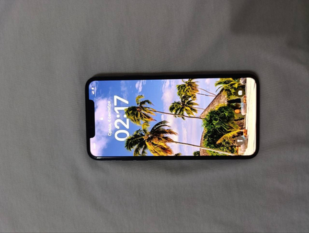 IPhone sotiladi srocna kelwtrp bervoramza ideal holata mazza qlp iwlat