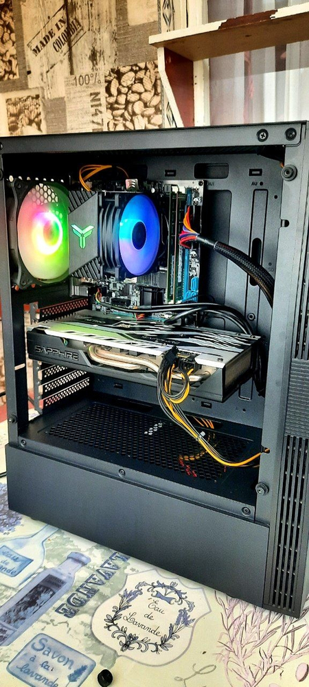 I7 3770/sapphire rx570 nitro+