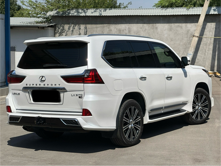 Lexus 570 Super Sport