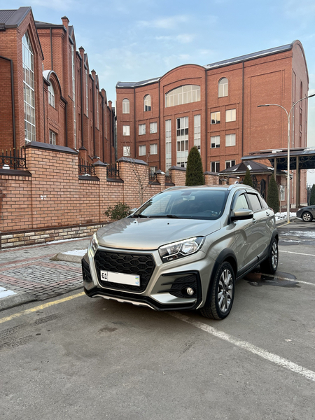 Срочно продаётся Lada Xray Cross 1.6 CVT