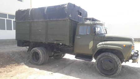 Зил-130 сотилади