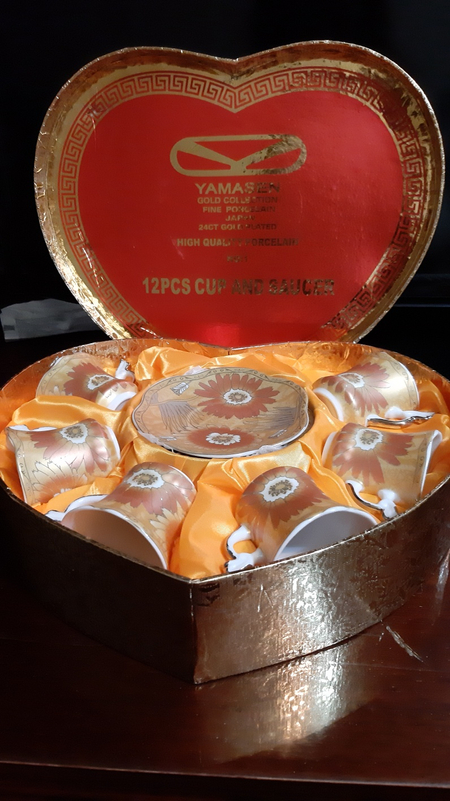Кофейный сервиз ,24 каратное золото Япония.Новый.