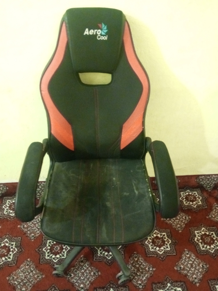 Game kreslo sotiladi