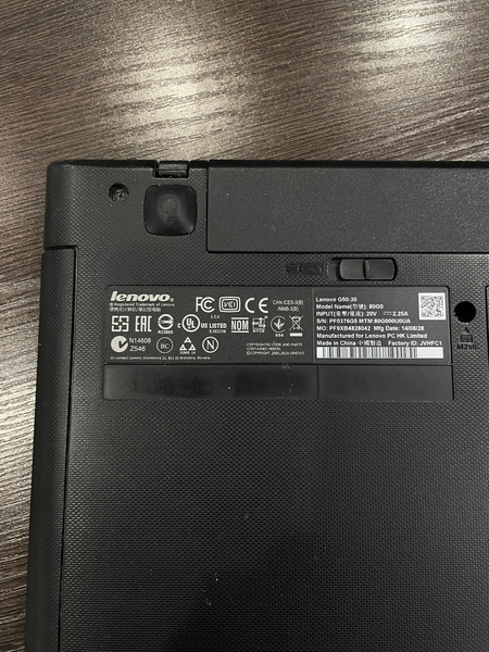 Продается б/у ноутбук Lenovo G50-30 в хорошем состоянии.