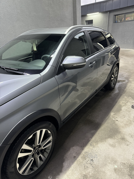 Lada vesta sv cross