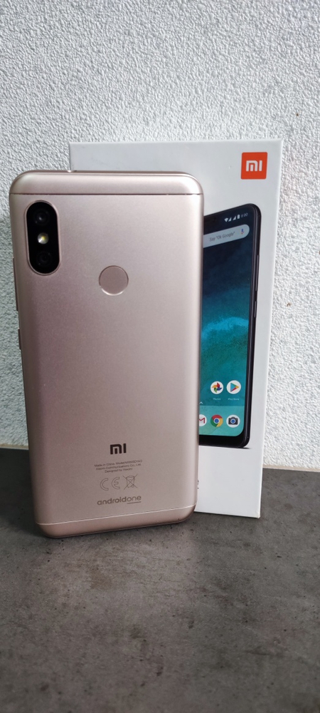 Продается Mi A2 Lite