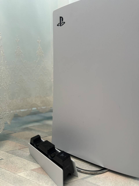 Sony Playstation 5 1TB 2 Джойстика