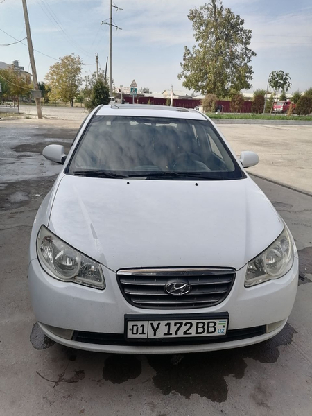 Hyundai avante 2009 sotiladi policy full 5 pozitsiya