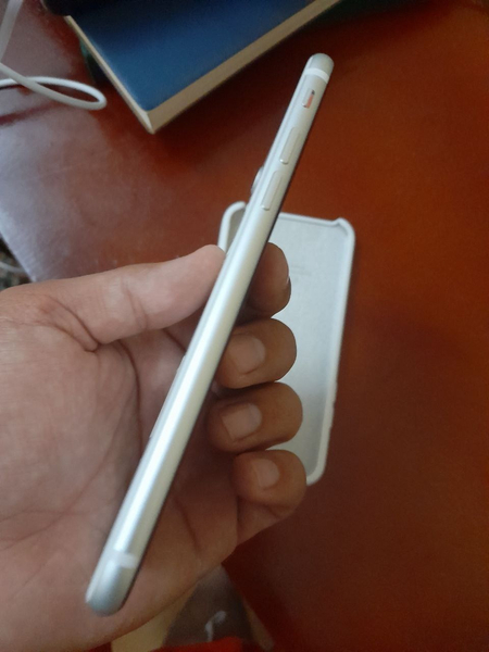 Iphone se 2022 yil