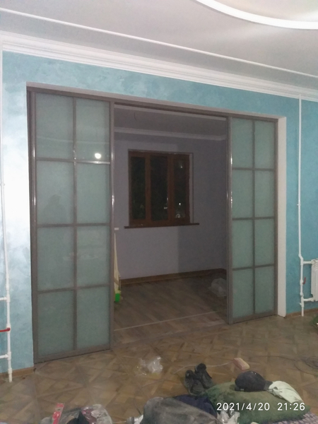 Межкомнатные двери купе на заказ.