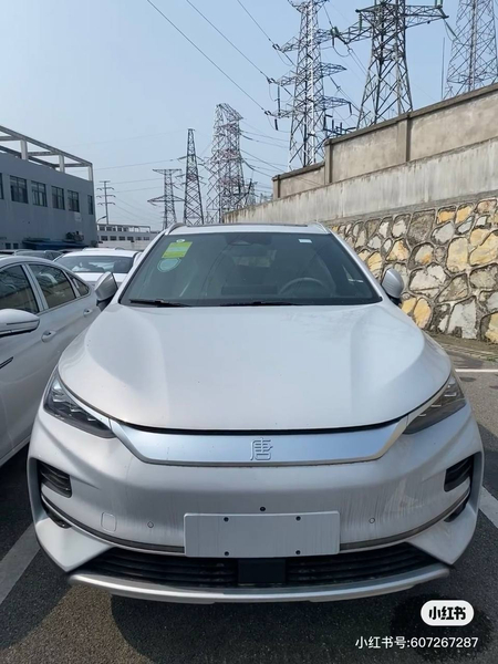 BYD Tang 730 km sotiladi