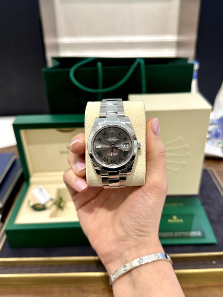 NEW Rolex Datejust 41mm Steel 126300