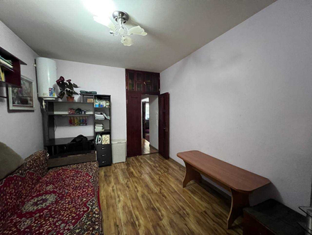 Юнусабад-19, ор-р напротив магазина Чайка, 4/1/5, 92 м², парковка=