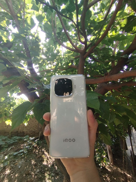 Продам игровой телефон iqoo z9 turbo 20/256