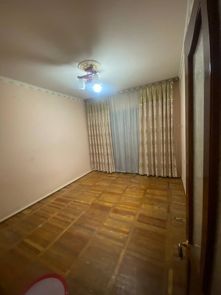 Продается квартира 4в3/4/4 в М.Улугбекском районе