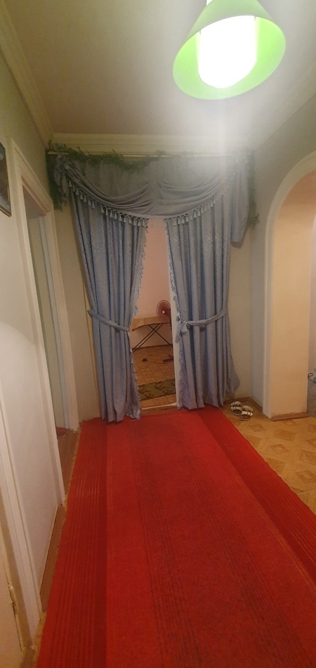 Квартира 3 комн. на 2 этаже