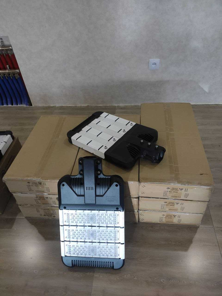 LED Прожекторы Оптом